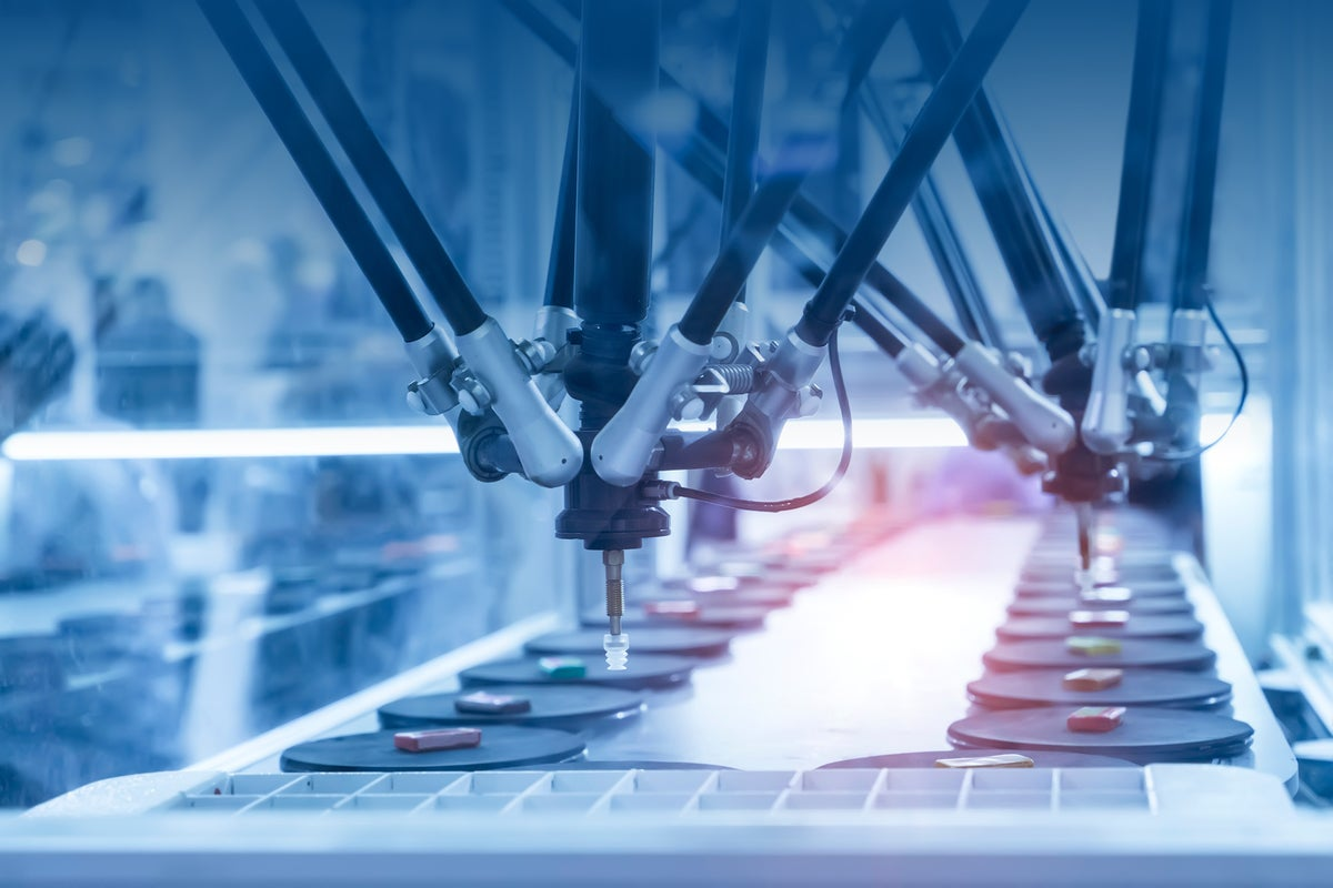 Revolutionizing Manufacturing Operations: The Pivotal Role of ...